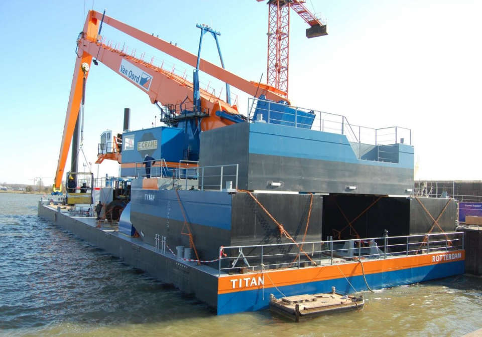 Found on the web: Van Oord: “Titan” & “Astrachan” Commissioned (The ...